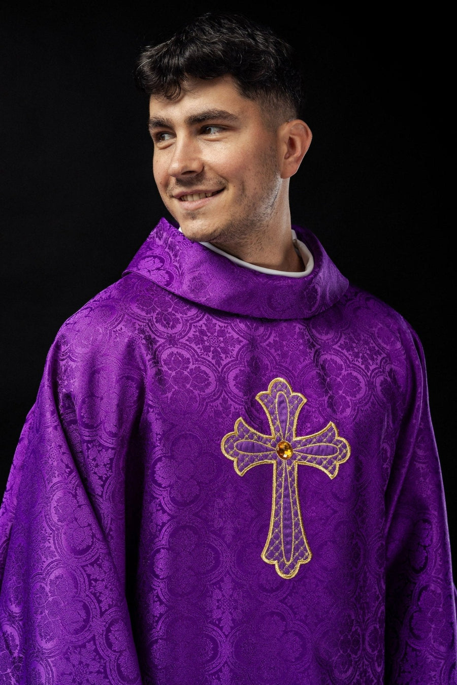 Chasuble - Chasubles - Vêtements liturgiques - Boutique religieuse ...